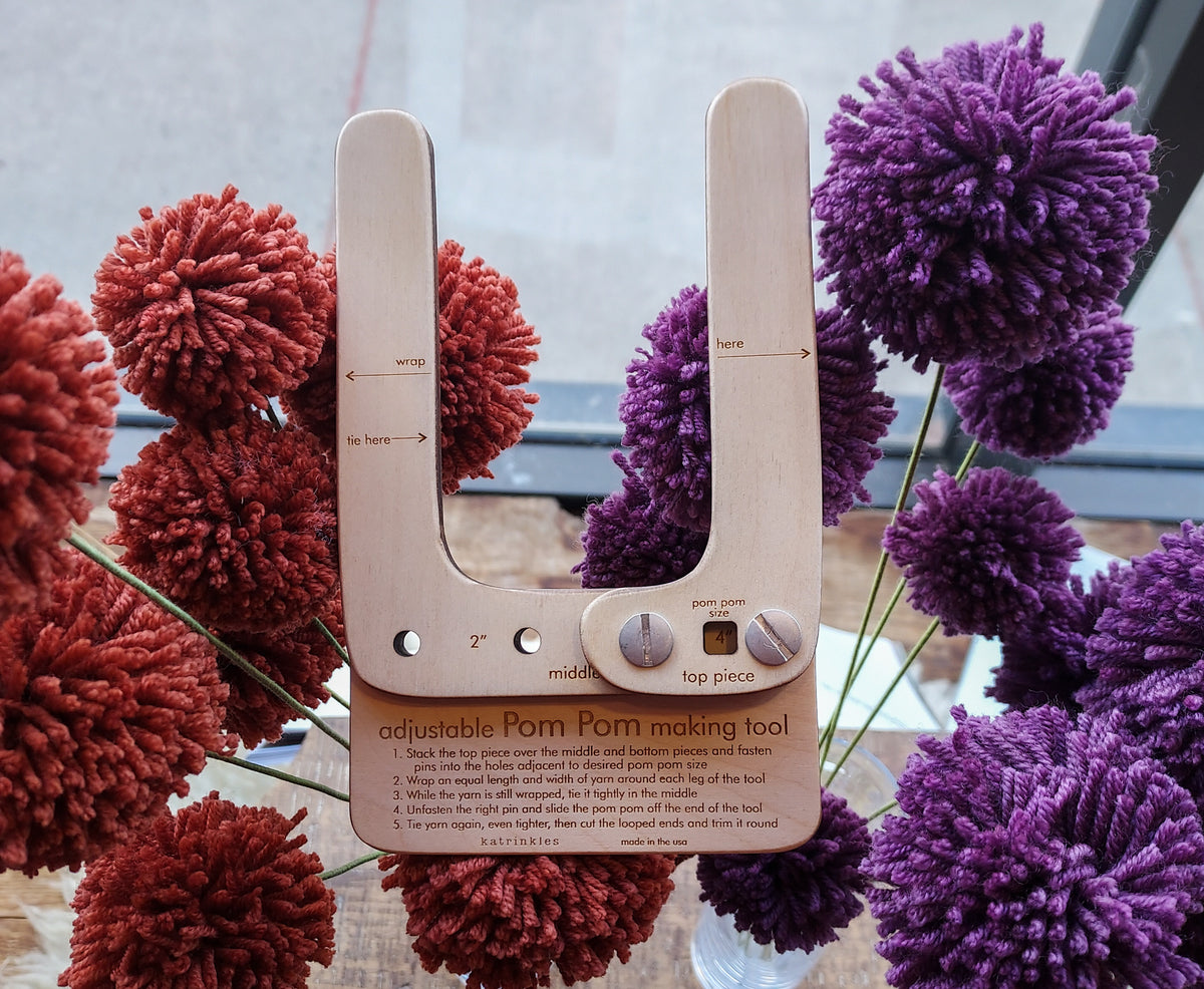 Adjustable Pom Pom Making Tool - Katrinkles – The Farmer's Daughter Fibers
